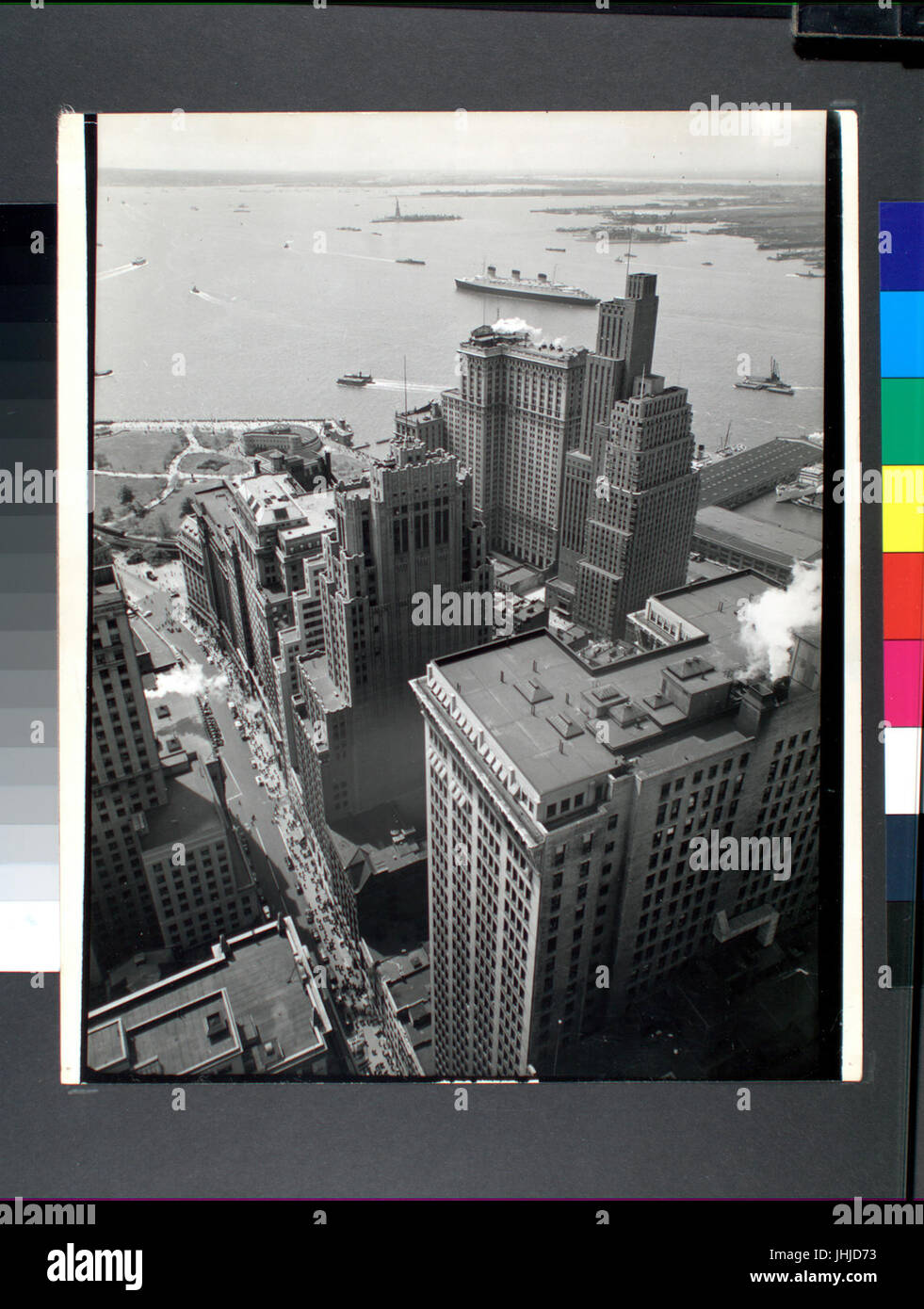 Irving trust building hi-res stock photography and images - Alamy