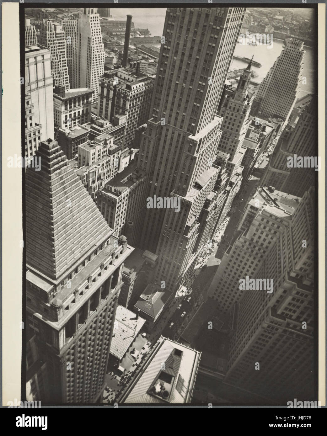 Irving trust building hi-res stock photography and images - Alamy