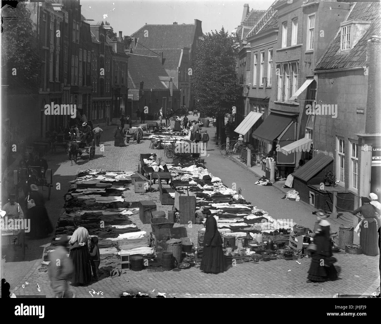 Vlooienmarkt hi-res stock photography and images - Alamy