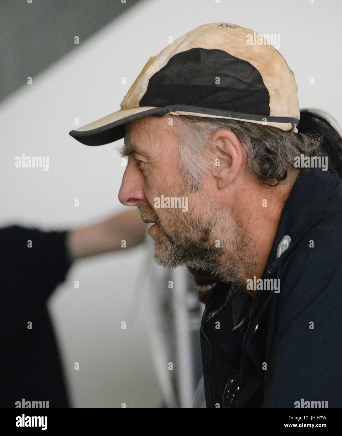 Sir Ranulph Fiennes Gatwick 2015. Marathon des Sables Stock Photo - Alamy