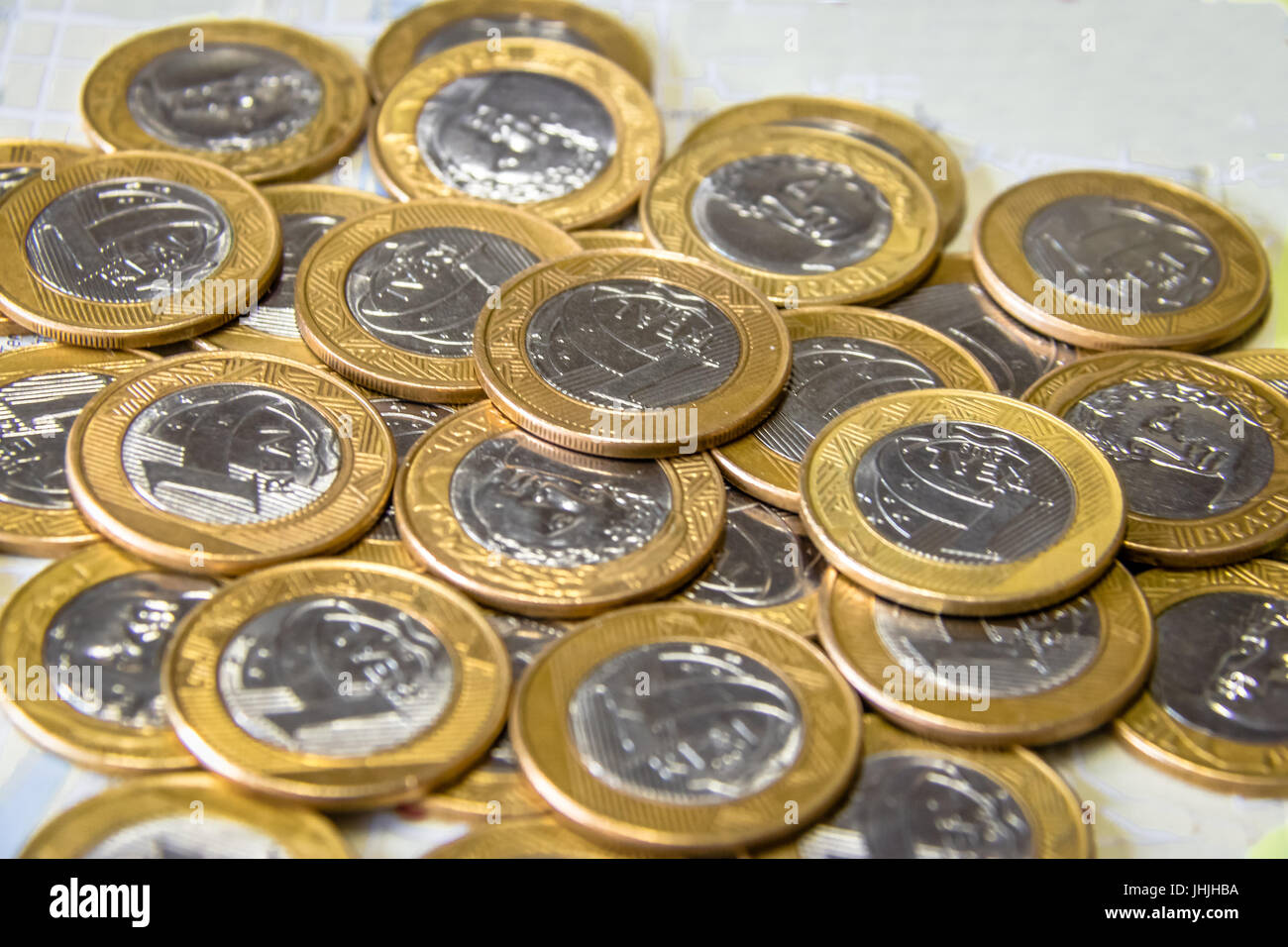 Brazilian currency - One Real coins Stock Photo - Alamy