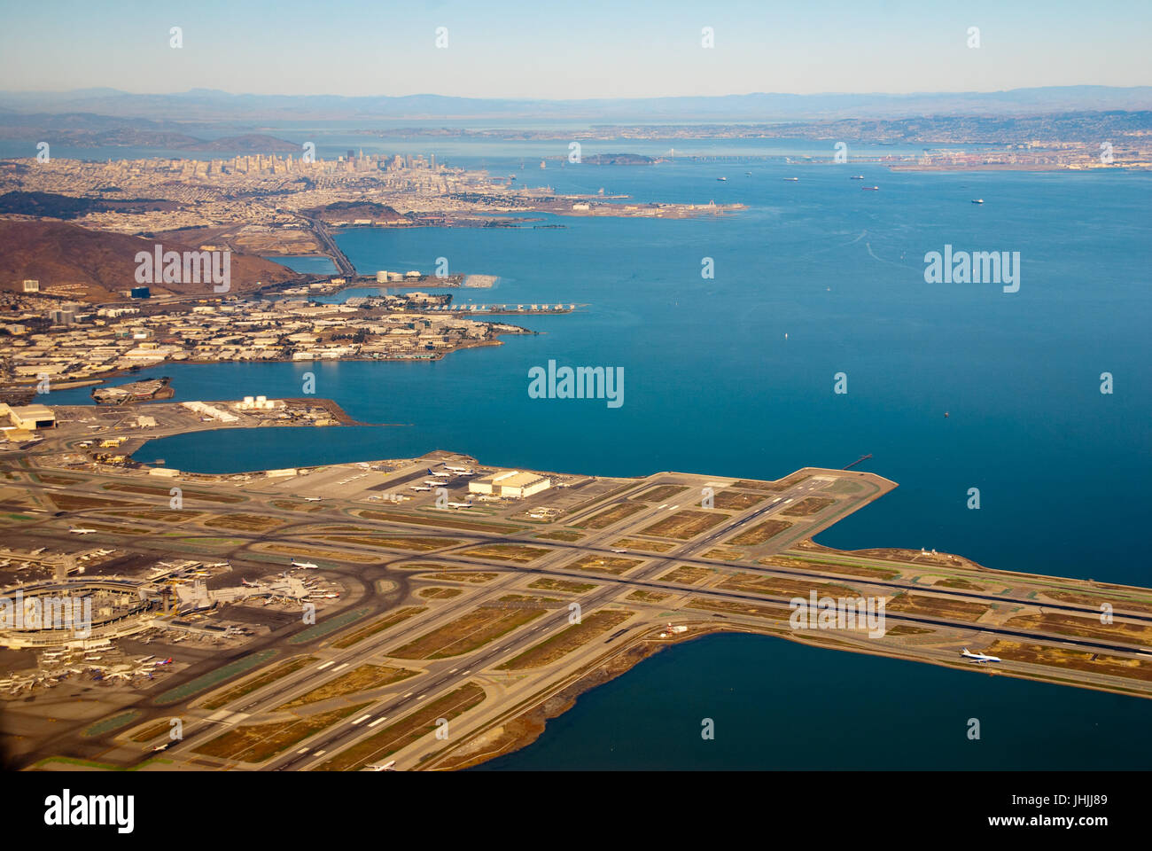 Flying over California in a Cessna single engine plane Stock Photo - Alamy
