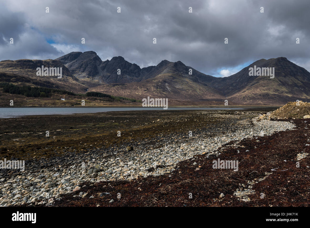 Torrin Loch Slapin High Resolution Stock Photography and Images - Alamy