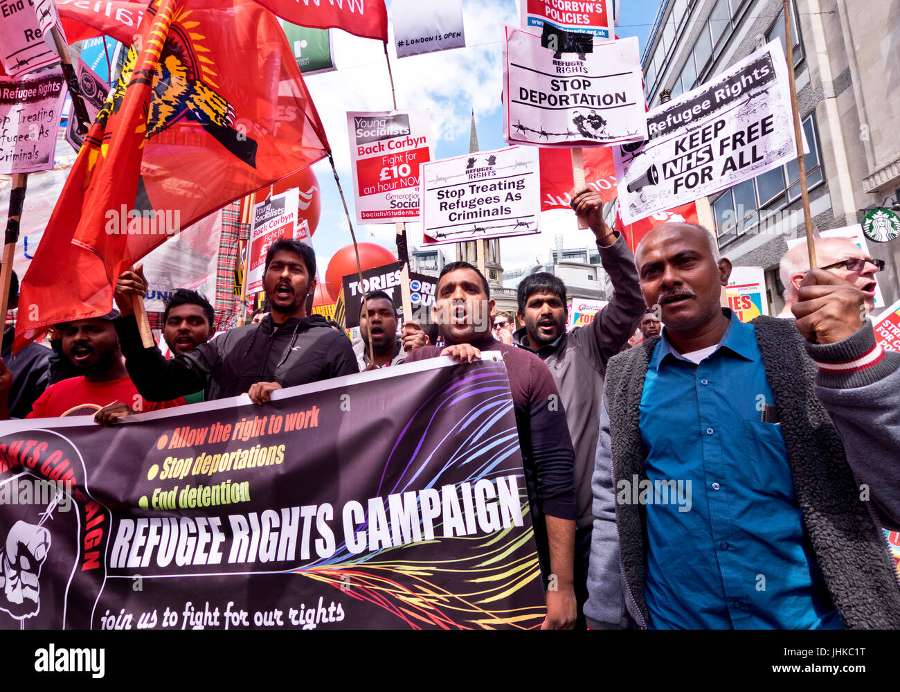 Anti asylum seekers protests hi-res stock photography and images - Alamy