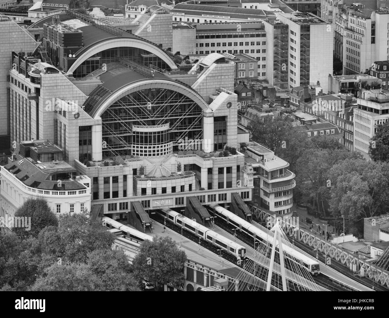 Waterloo station Black and White Stock Photos & Images - Alamy