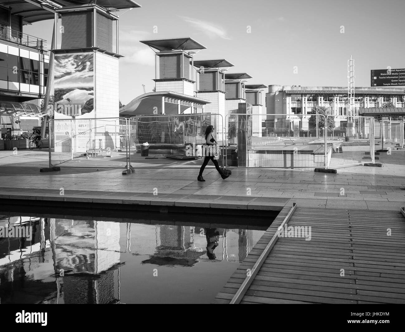 Bristol waterfront hi-res stock photography and images - Alamy
