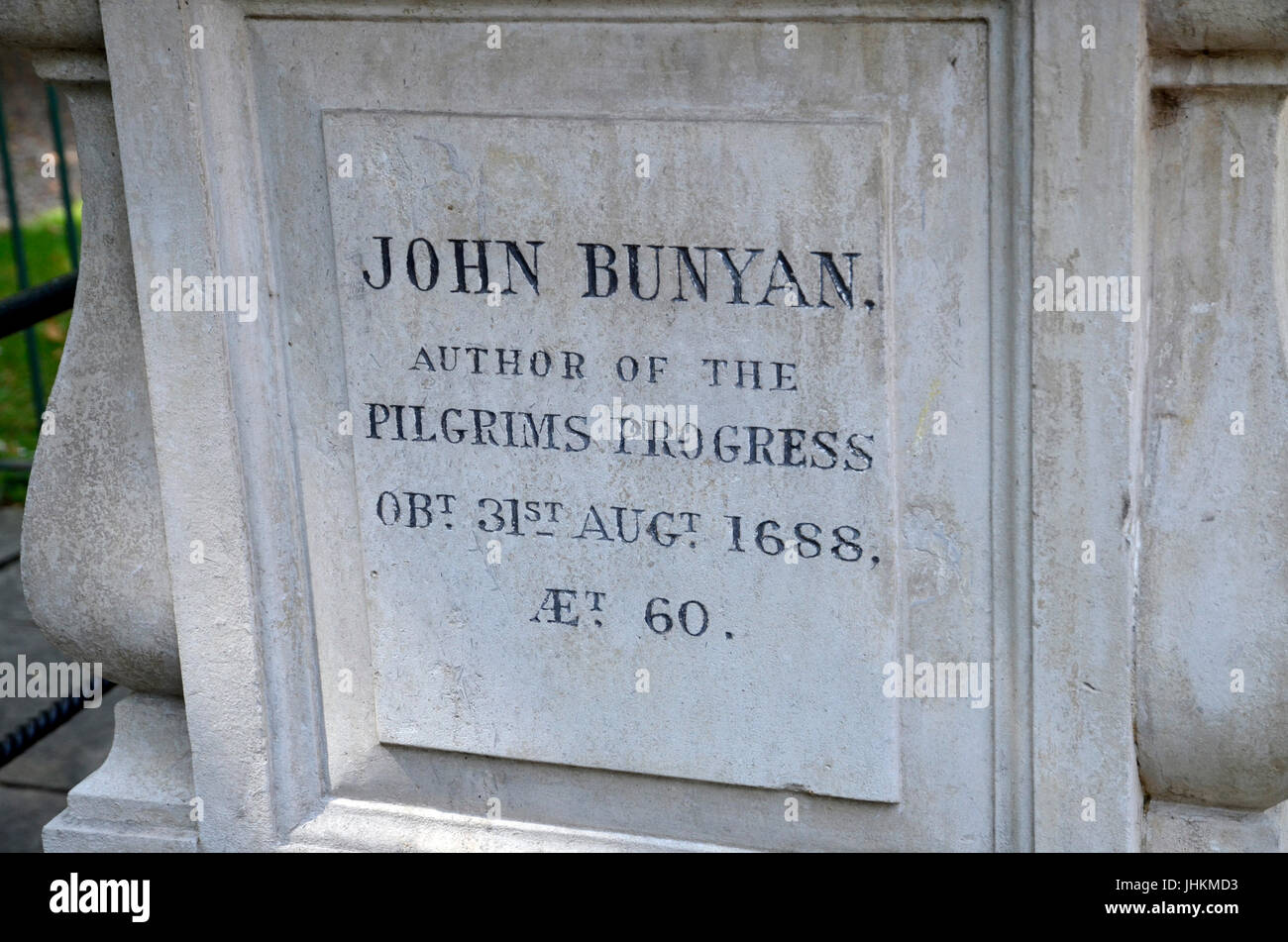 John bunyan grave hi-res stock photography and images - Alamy