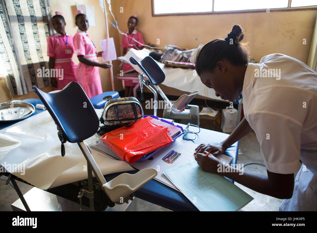 Observation chart nurse hi-res stock photography and images - Alamy