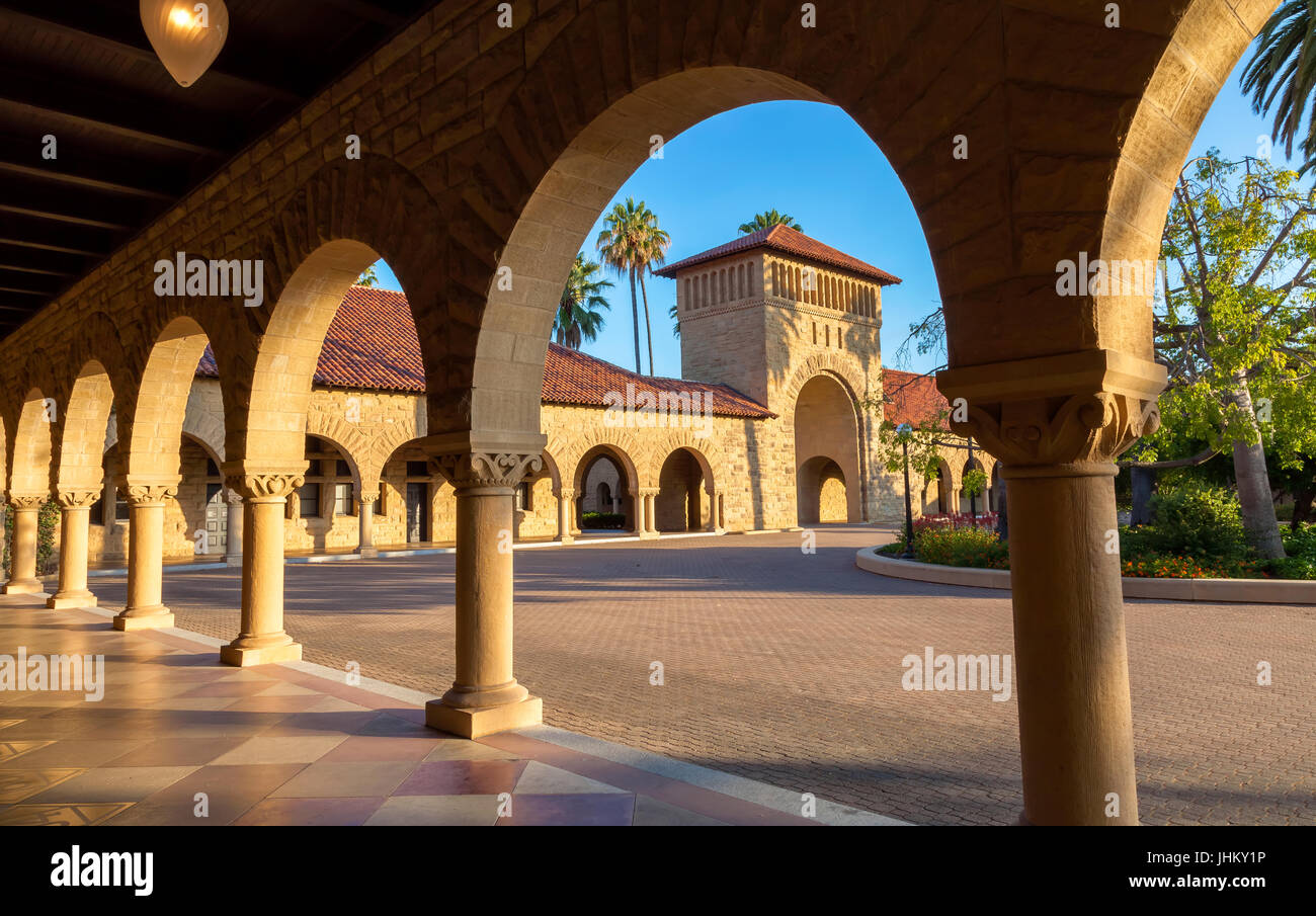 The architectural structures at Stanford University campus in Palo Alto ...