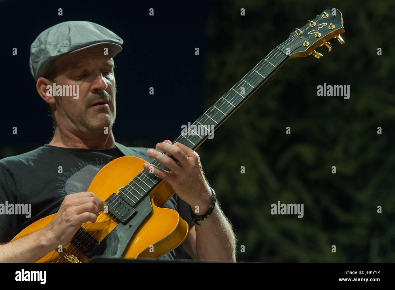 Wolfgang guitar hi-res stock photography and images - Alamy