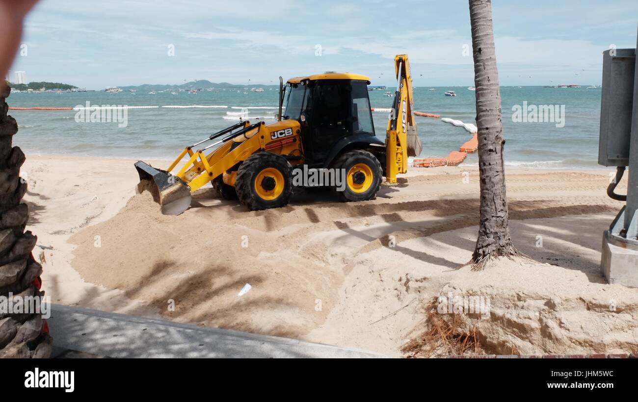 Dozer boats hi-res stock photography and images - Alamy