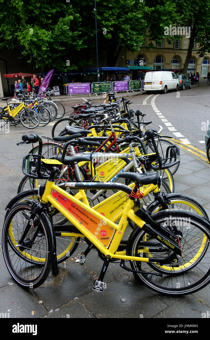 Bristol bike hire hi-res stock photography and images - Alamy