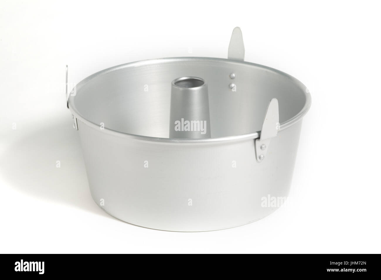 Tube cake pan hi-res stock photography and images - Alamy