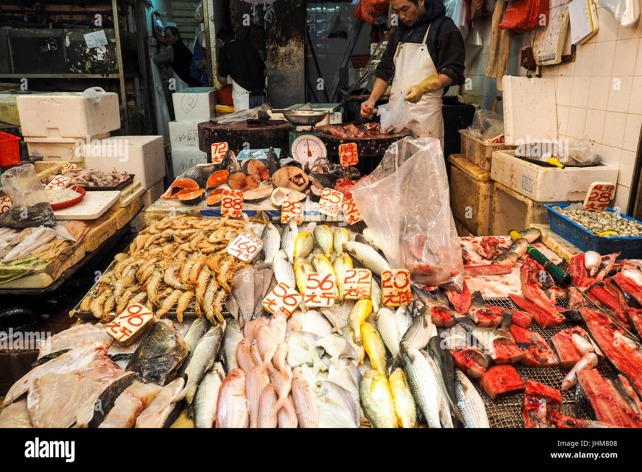 Hong kong fish market hi-res stock photography and images - Alamy