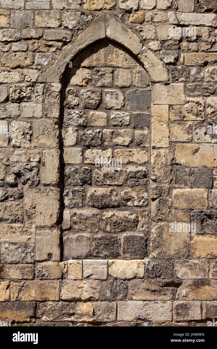 City arch wall hi-res stock photography and images - Alamy