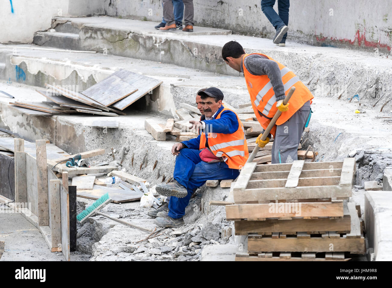 Bollard broken bollards hi-res stock photography and images - Alamy