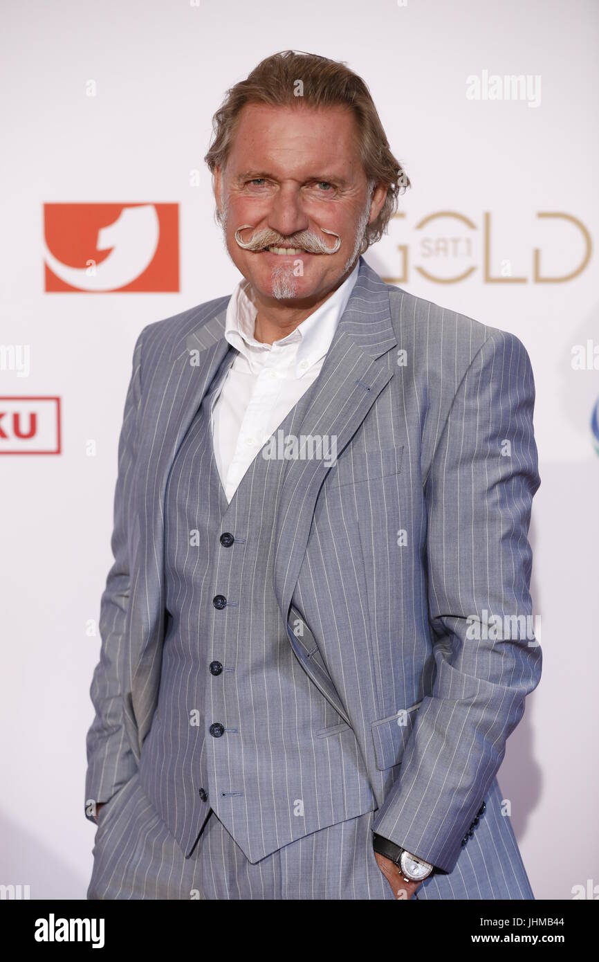 Hamburg, Germany. 13th July, 2017. Lawyer and actor Ingo Lenssen ...