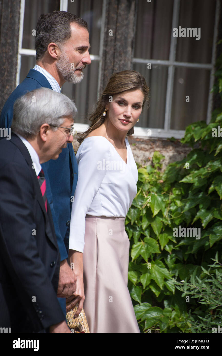 Visit exeter hi-res stock photography and images - Alamy