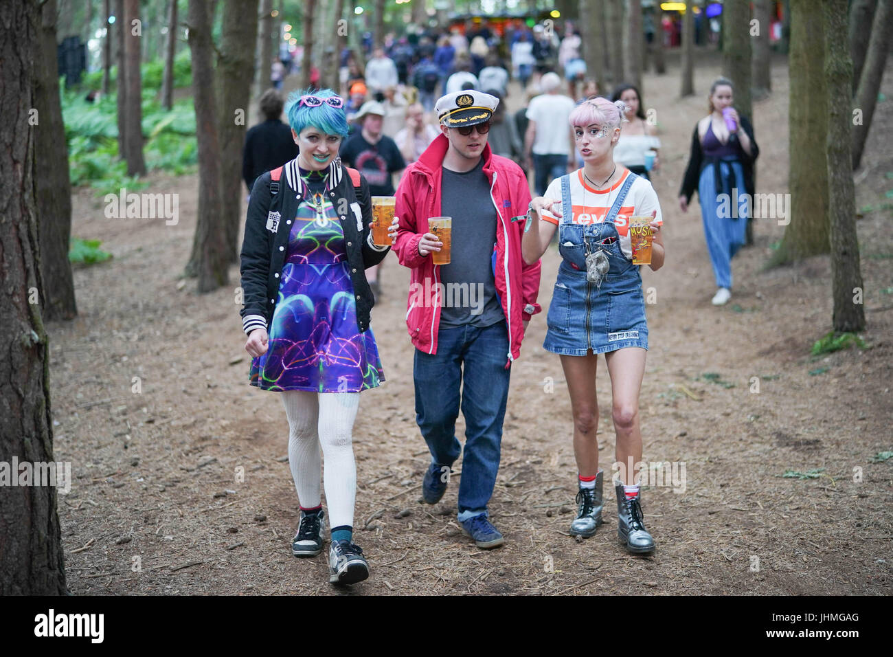 Henham Park, Suffolk, UK. 14th July, 2017. Festival goers on day 2 ...