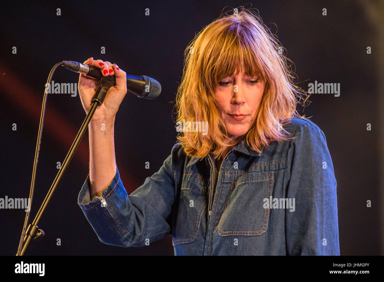 Beth orton hi-res stock photography and images - Alamy