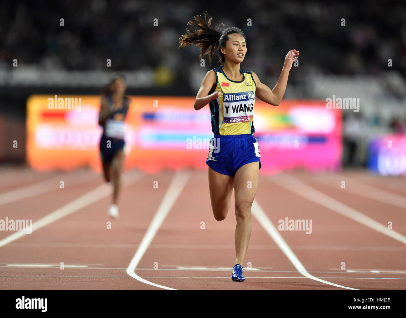 Mens club chair hi-res stock photography and images - Alamy