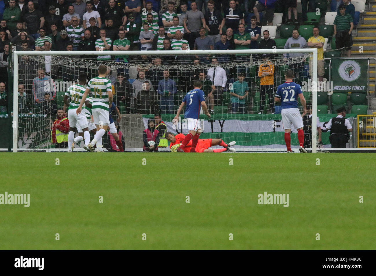Roy carroll linfield fc hi-res stock photography and images - Alamy