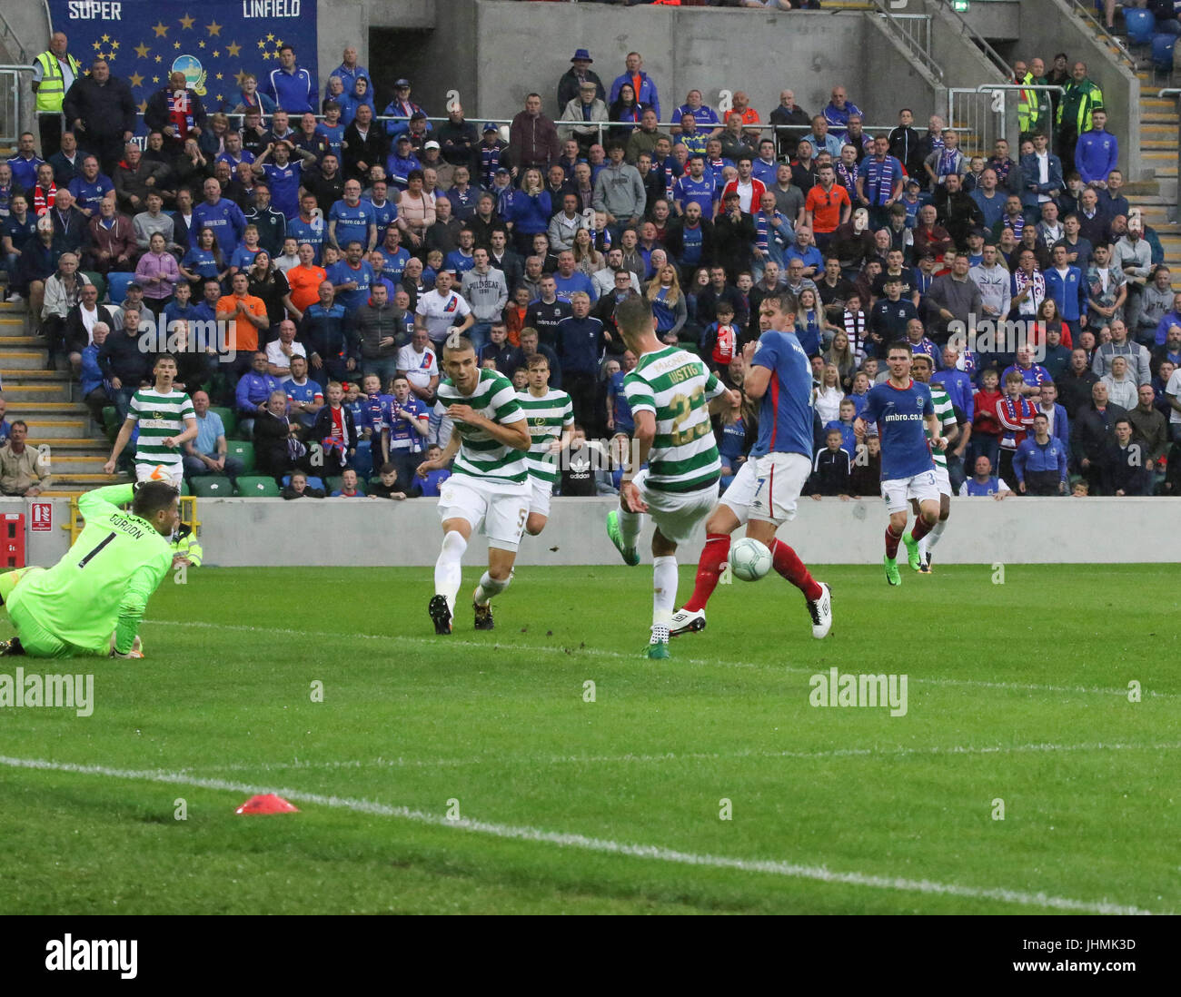 Linfield celtic belfast 2017 hi-res stock photography and images - Alamy