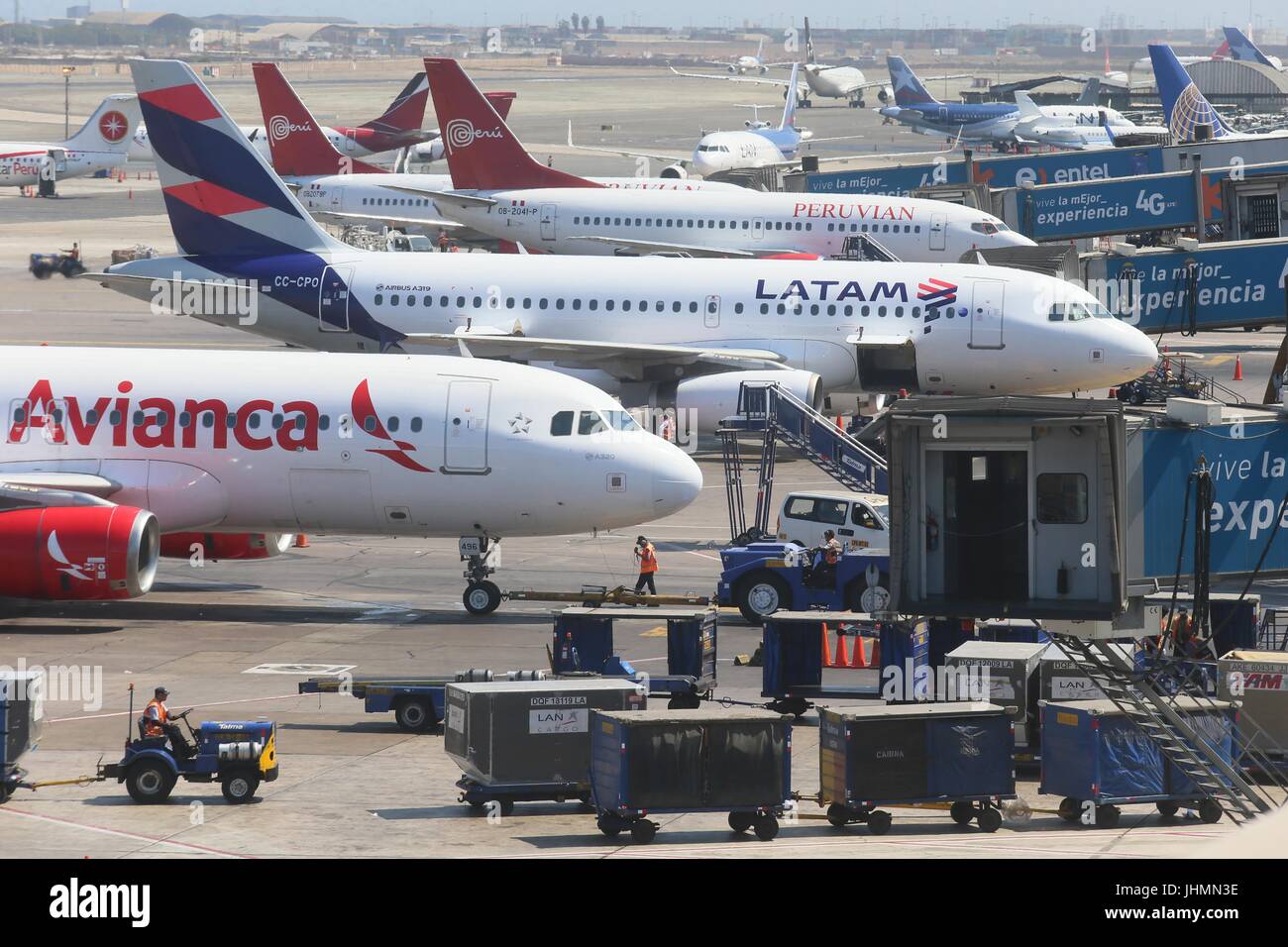 LIMA, 05 MAYO 2016. LATAM AIRLINES, NUEVA MARCA GLOBAL DE LAS ...