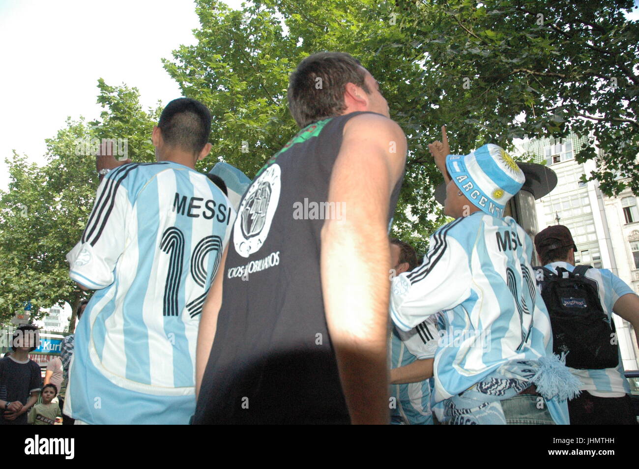 Argentinian football fans at the 2006 Football World Cup at ...