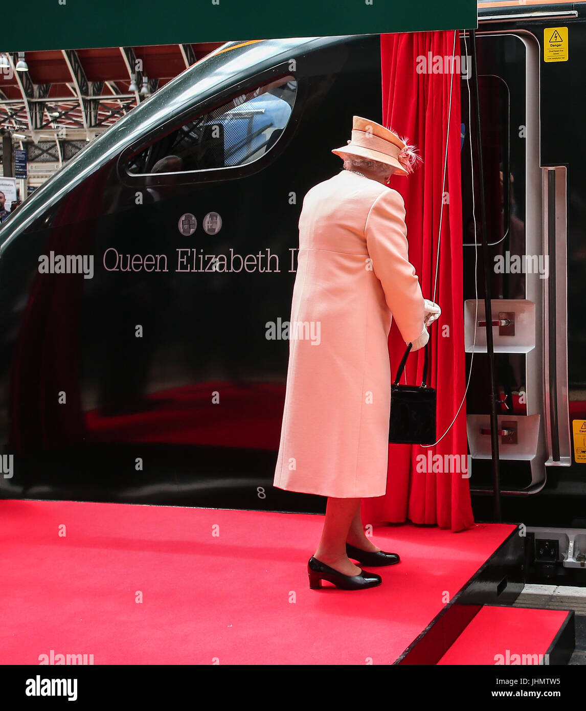 Queen victoria train 1842 hi-res stock photography and images - Alamy
