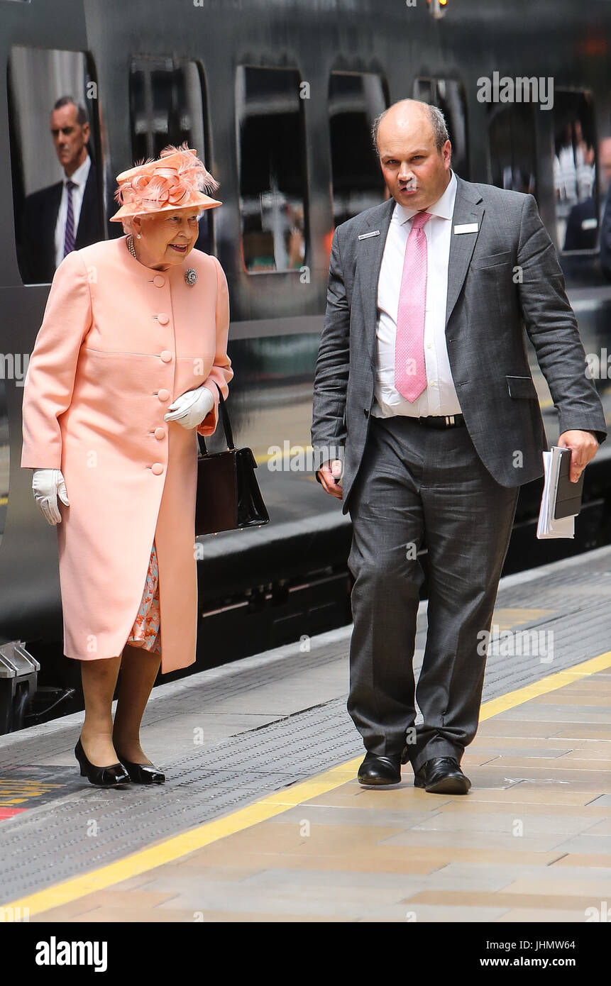 Queen victoria train 1842 hi-res stock photography and images - Alamy