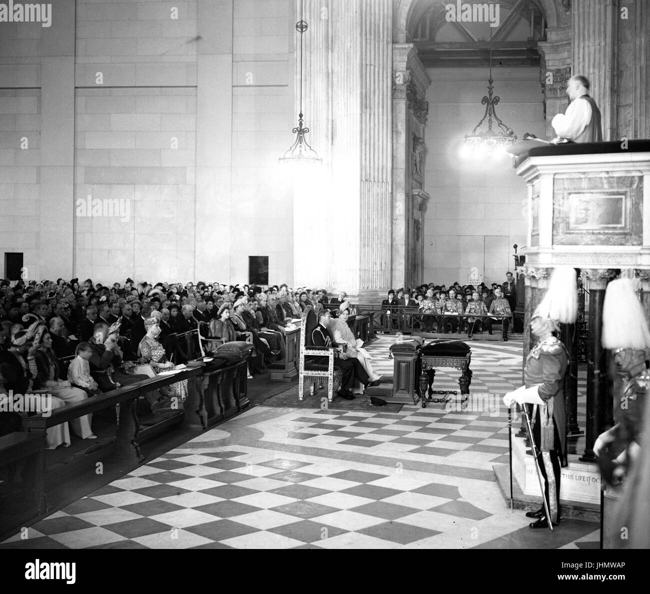 George and geoffrey Black and White Stock Photos & Images - Alamy