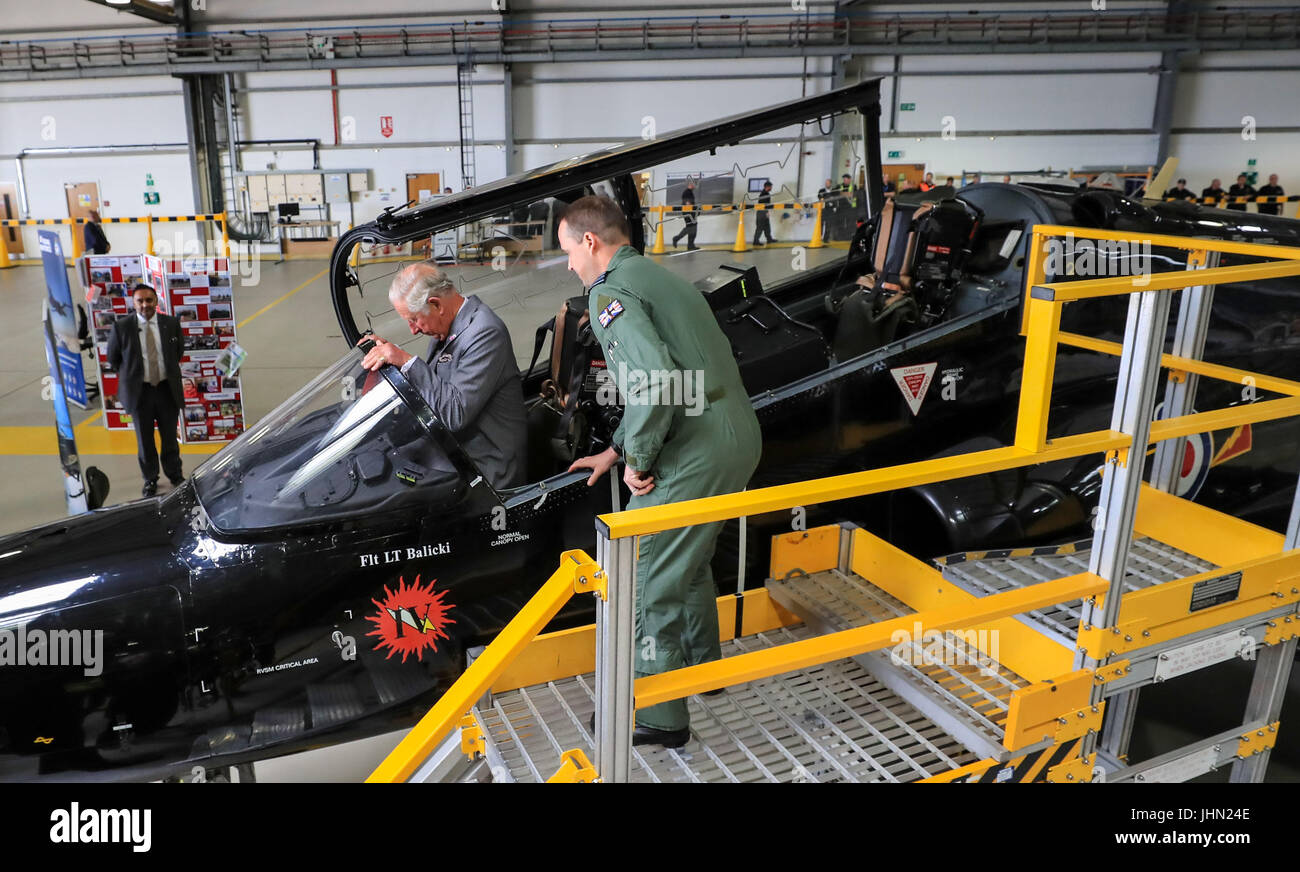 The Prince of Wales views a Hawk T2 aircraft and meets cadets, pilots ...