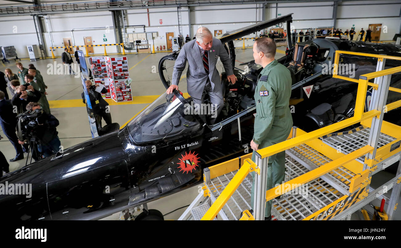 The Prince of Wales views a Hawk T2 aircraft and meets cadets, pilots ...
