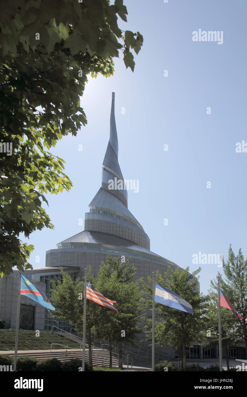 community of christ temple in independence missouri Stock Photo - Alamy