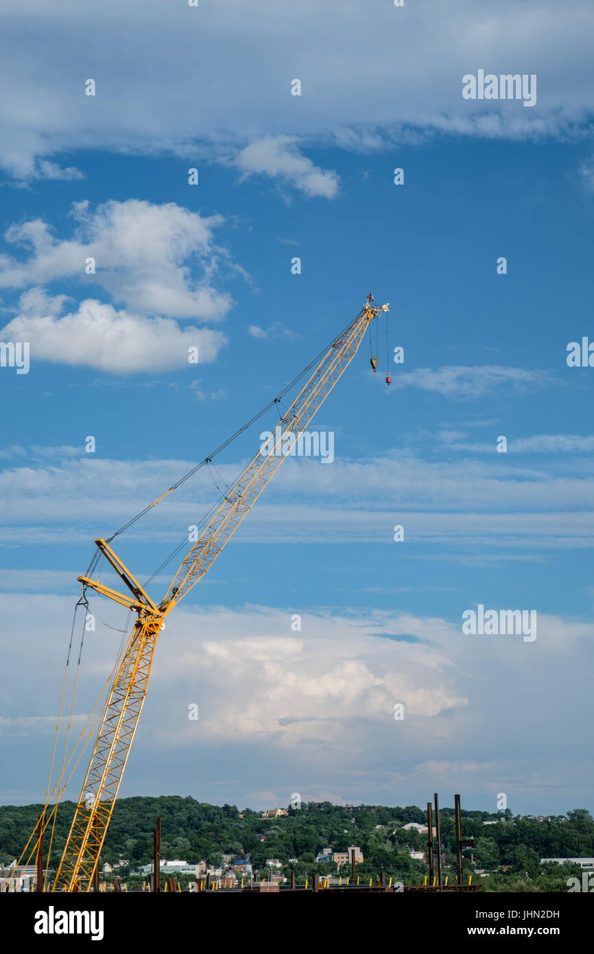 Infrastructure crane hi-res stock photography and images - Alamy