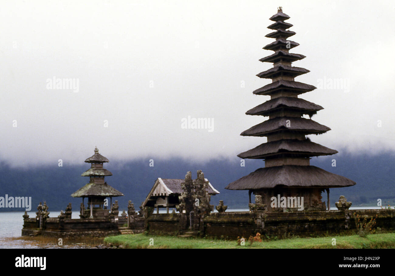 Bedugul Temple; Hindu; Bali; Indonesia Stock Photo - Alamy