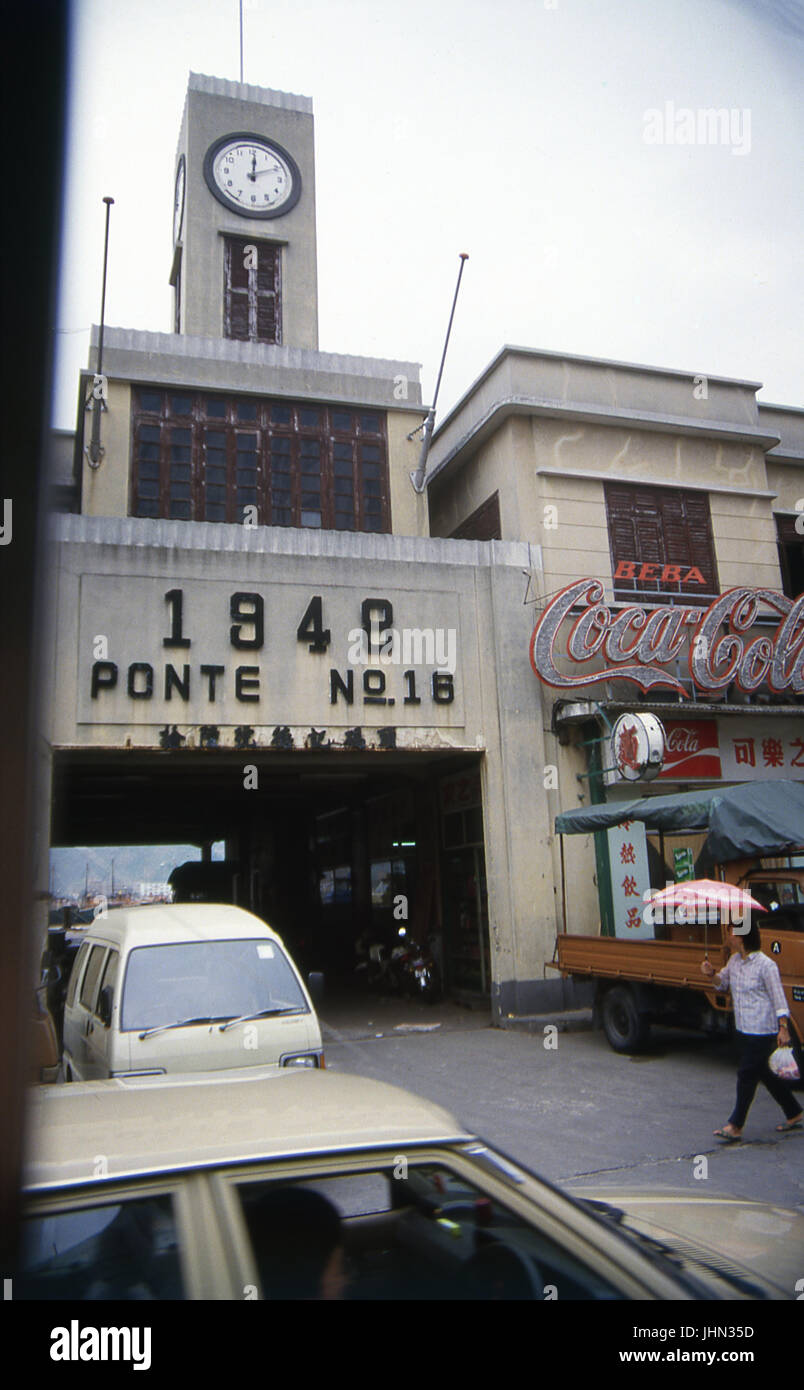 Border Macau; China Stock Photo - Alamy
