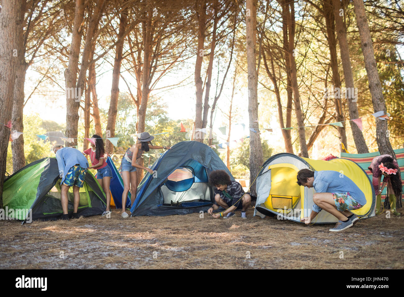 Setting Up Tents High Resolution Stock Photography and Images - Alamy