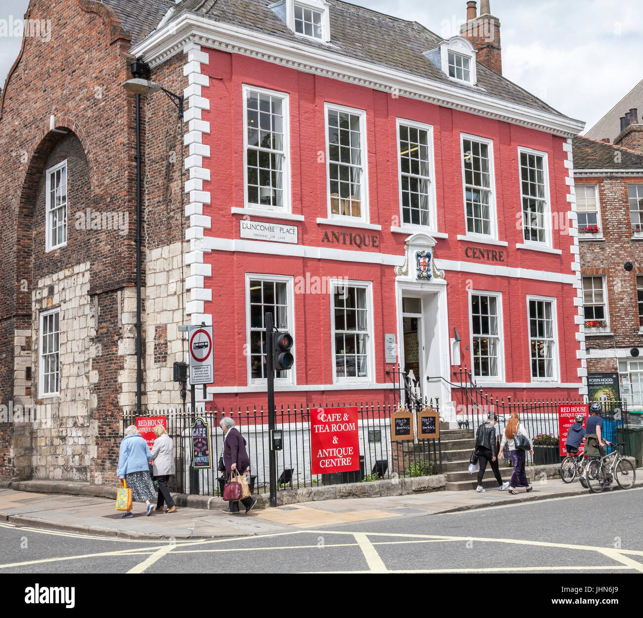 The Antique Centre in Duncombe Place, York,England,UK Stock Photo - Alamy