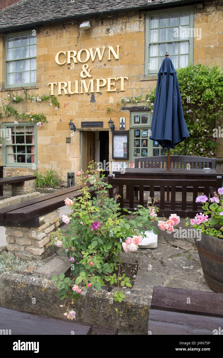 Crown and Trumpet Pub; Broadway; Cotswolds; Worcestershire; England; UK ...