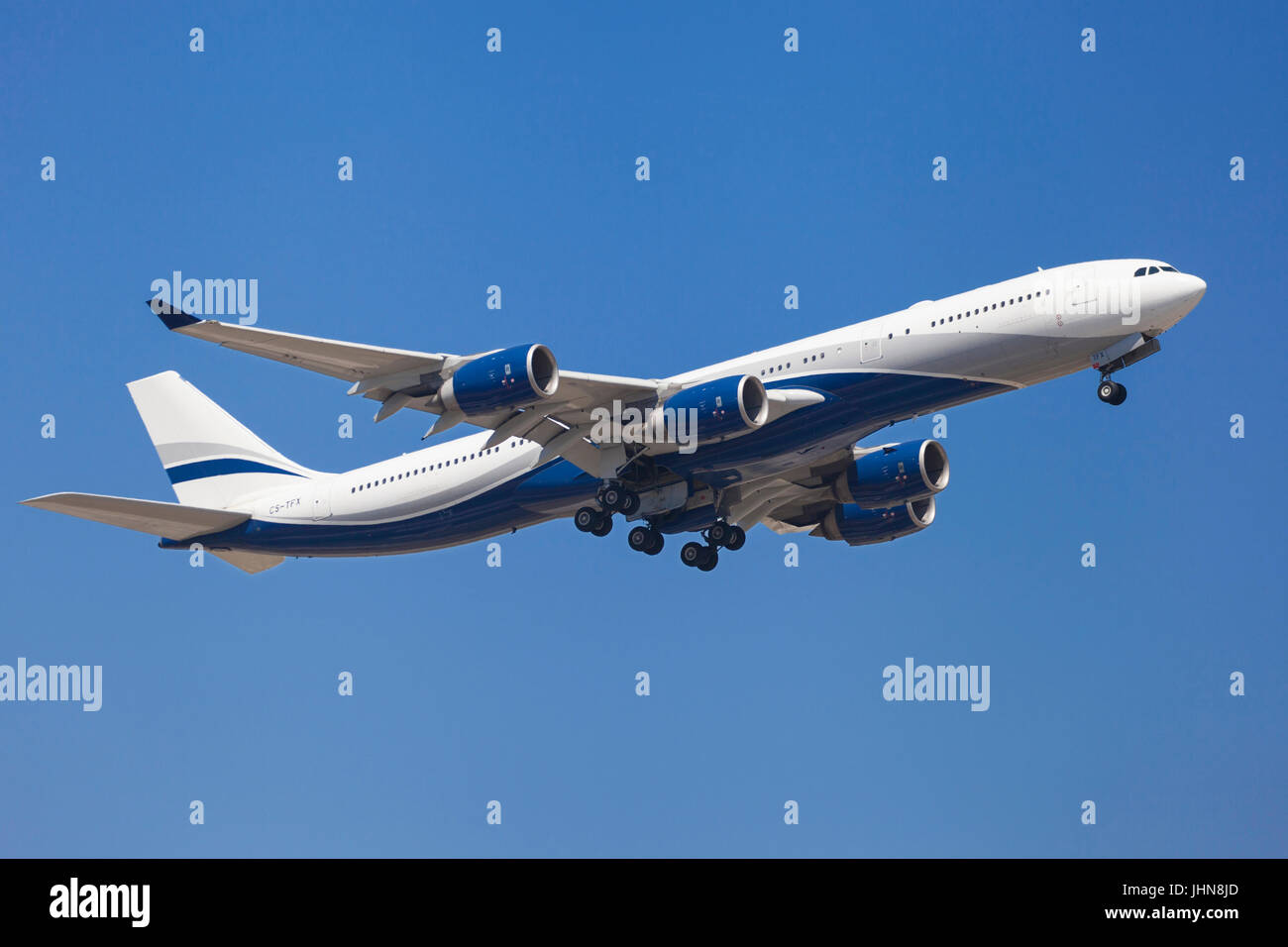 Airbus Industrie A340 500