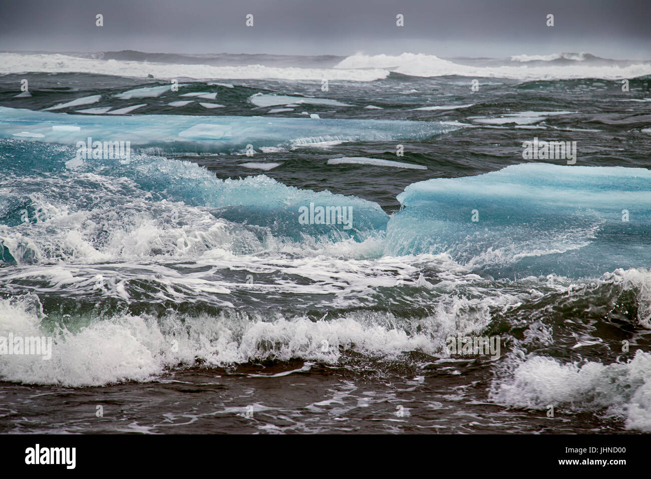 Lagoon with ice floes hi-res stock photography and images - Alamy