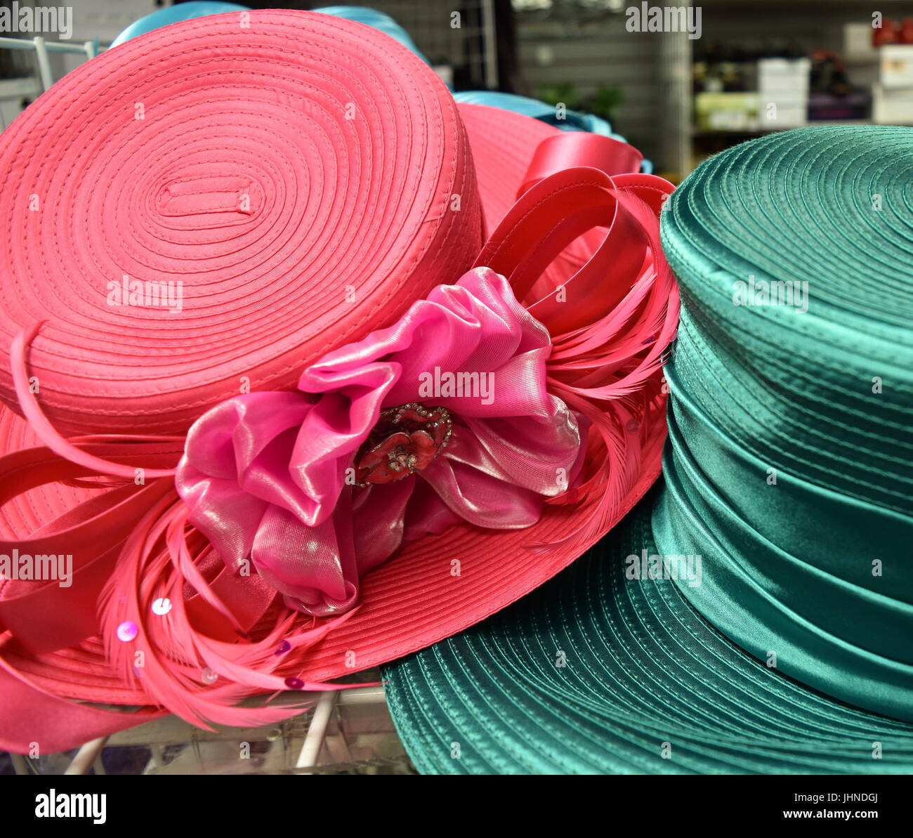 Kentucky derby hats hi-res stock photography and images - Alamy