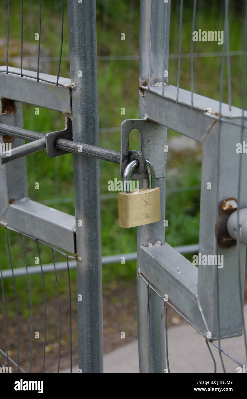 Hanging lock hi-res stock photography and images - Alamy