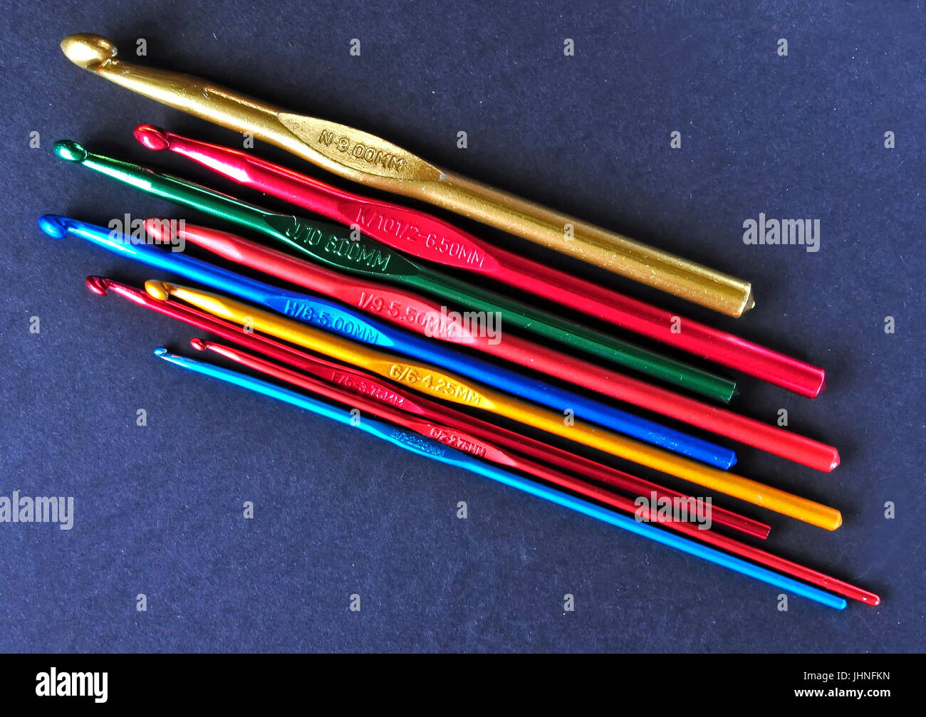 Different size of crochet needle Stock Photo - Alamy