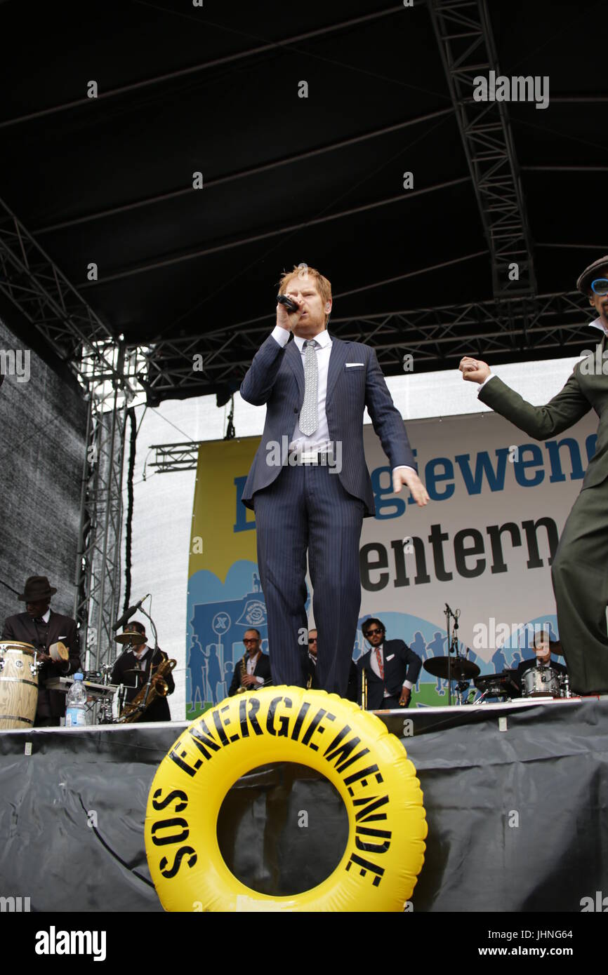Seeed band hi-res stock photography and images - Alamy