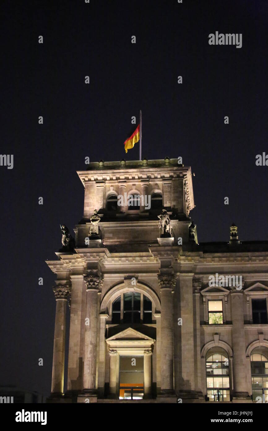 Bundestag at night Stock Photo - Alamy