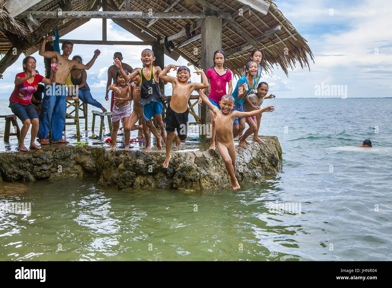 Filipino kids playing hi-res stock photography and images - Alamy