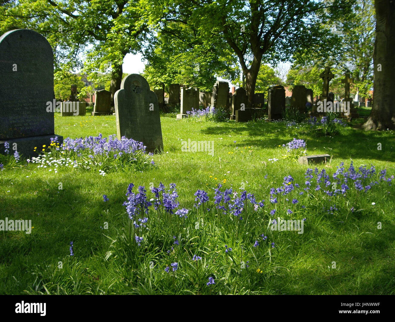 Manor road cemetery hi-res stock photography and images - Alamy